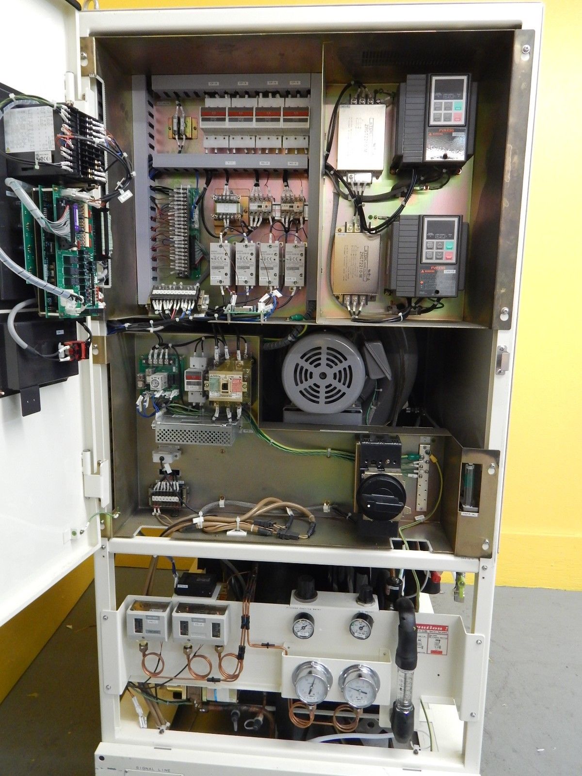 Shinwa T&H-ESA-8-T-01 Temperature Humidity System | Tools For Sale ...