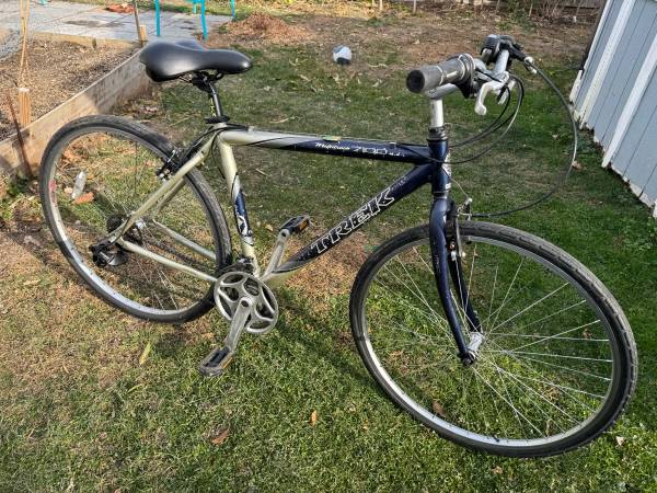 Excellent Condition LightWeight Trek 7100 MultiTrack Bicycle $125 | Bikes For Sale | Hudson ...