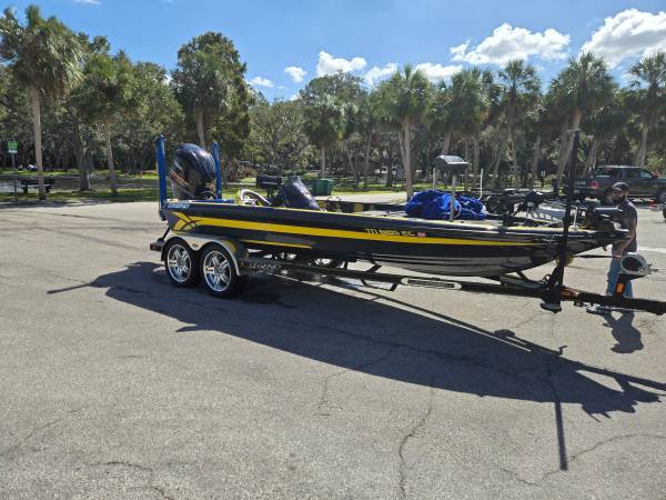 2012 legend 211 alpha bass boat loaded in excellent condition $32,000 ...