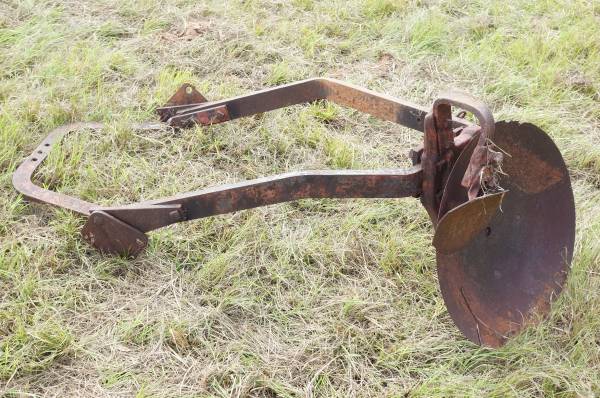 Belly Turning Plow for Farmall Cub Tractor $350 | Garden Items For Sale ...