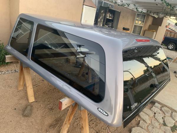 1999/2006 Toyota Tundra extra cab 6 ft bed fiberglass camper shell ...