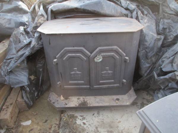 Garrison 3 Wood Stove $295 | General Items | Inland Empire, CA | Shoppok