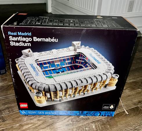 NIB Lego Real Madrid Soccer Team Bernabeu Stadium Field Complete Set R ...
