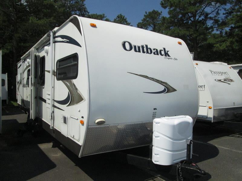 $15,995, 2009 Keystone Outback 286FK Front Kitchen Slide-out | Cars ...