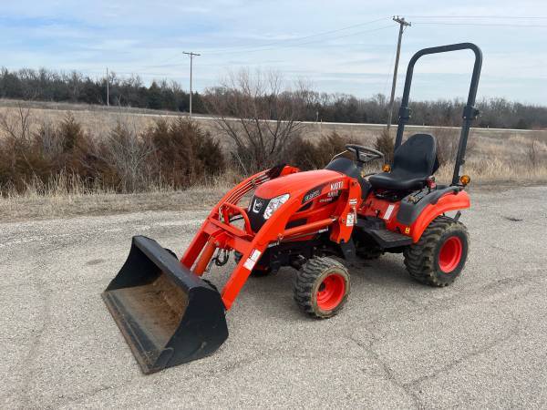 Kioti CS2510 4x4 Tractor with Loader $10,950 | Garden Items For Sale ...