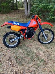 1985 Honda XR350R Dirtbike Motorcycle $2,500 | Apartments For Rent ...