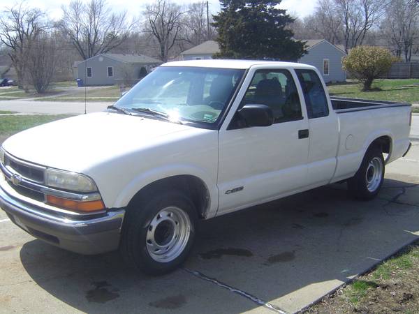 2001 CHEVY S-10 2.2L $4,500 | Cars & Trucks For Sale | Kansas City, MO ...