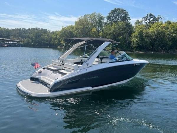 Regal 2800 For Sale - ZeBoats