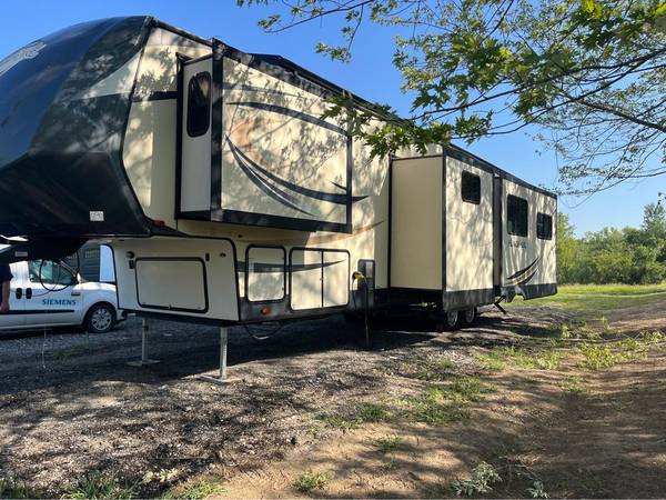 5th Wheel Camper $26,000 | RV, RVs for Sale | Kansas City, MO | Shoppok