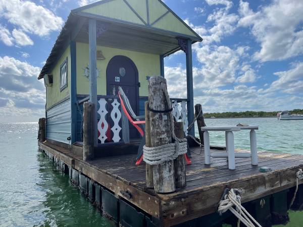 Houseboat $7,500 | Boats For Sale | Florida Keys, FL | Shoppok