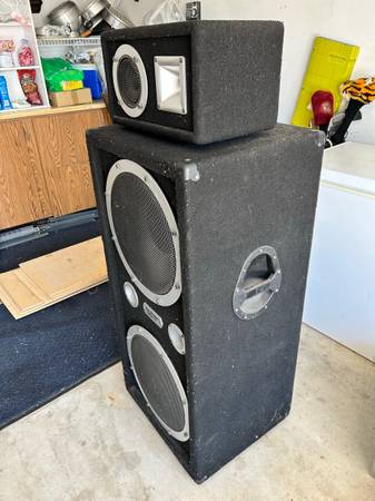 PRO-STUDIO SPEAKERS $350 | Electronics For Sale | Kennewick, WA | Shoppok