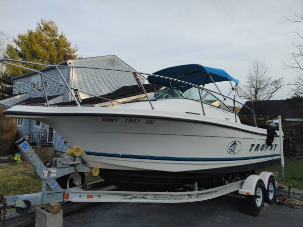 1999 Bayliner trophy cuddy cabin walk around $14,500 | Boats For Sale ...