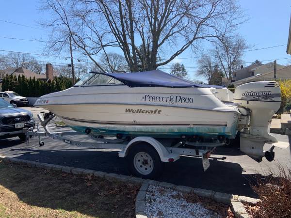 2001 Wellcraft sportsman 18ft w/ EZ load trailer $12,000 | Boats For ...
