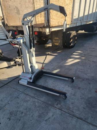 WY East Medical Totallift MPL Maximum Lift Capacity 450 Lbs Hoist ...