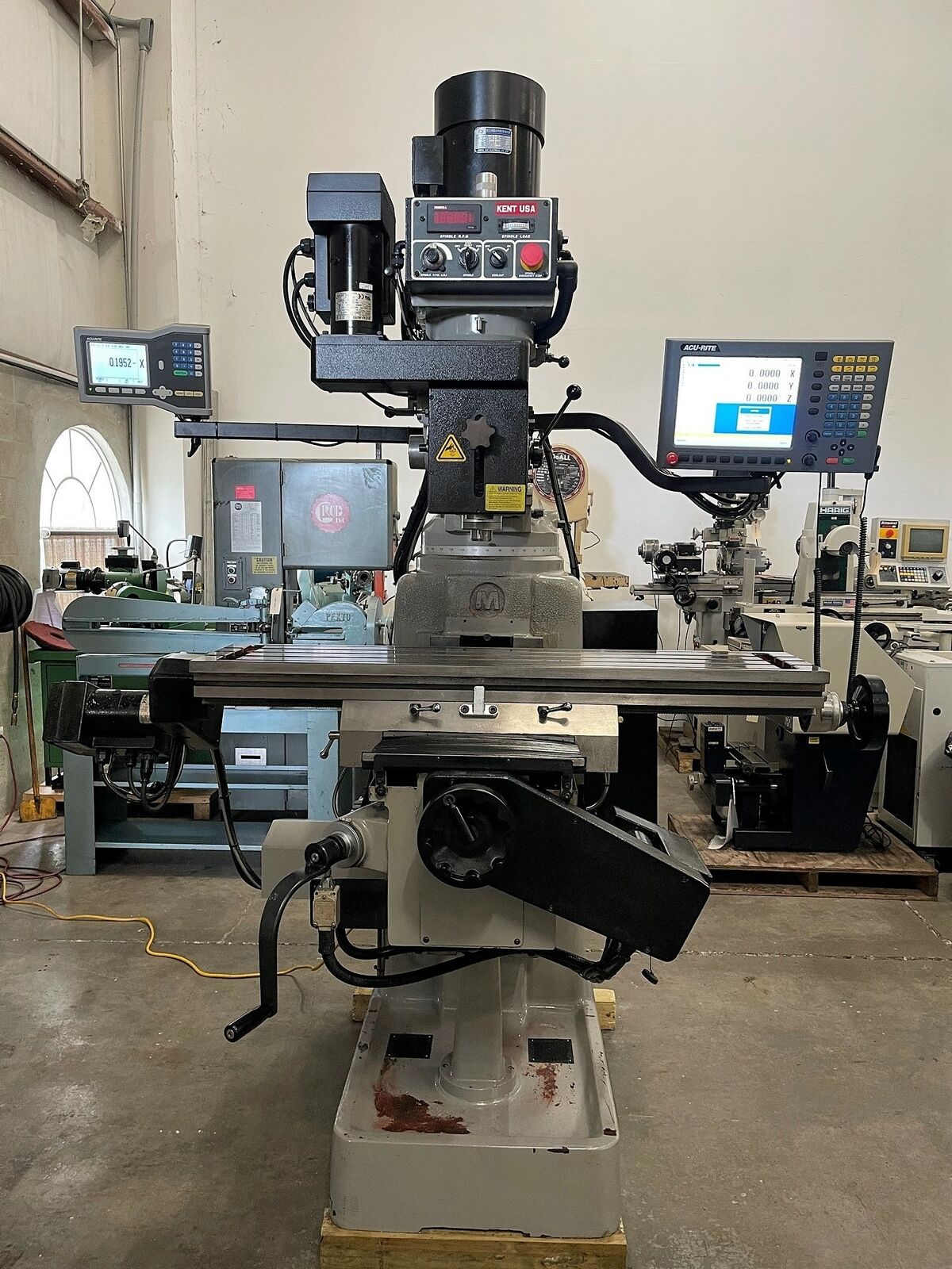 2016 KENT USA KTM-4VKF 3 Axis CNC Milling Machine | Tools For Sale ...