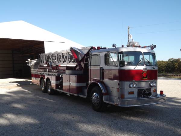 1970 Sutphen Aerial 85' Platform Ladder Truck Fire Truck - $9995 ...