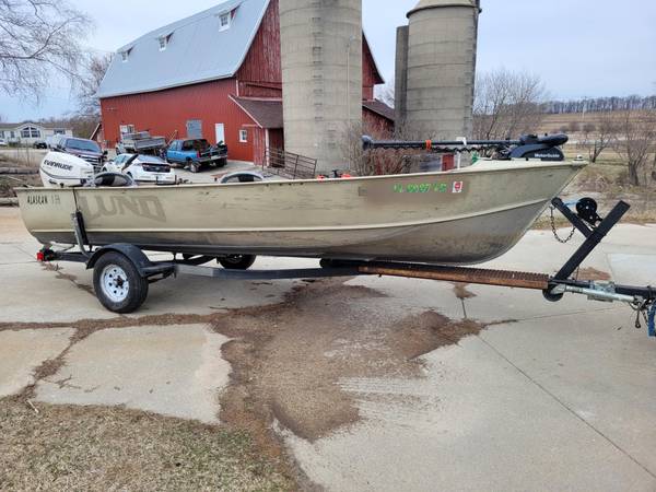 18 Lund Pike & 2012 Evinrude 60hp tiller $9,800 | Boats For Sale ...