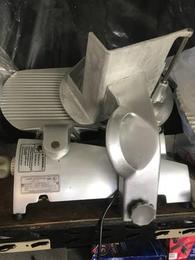 HOBART MODEL 210 MEAT SLICER $475 | General Items | Racine, WI | Shoppok