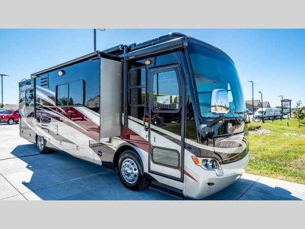 2013 Tiffin Motorhomes Allegro Breeze 32 BR V8 Diesel Pusher Navistar ...