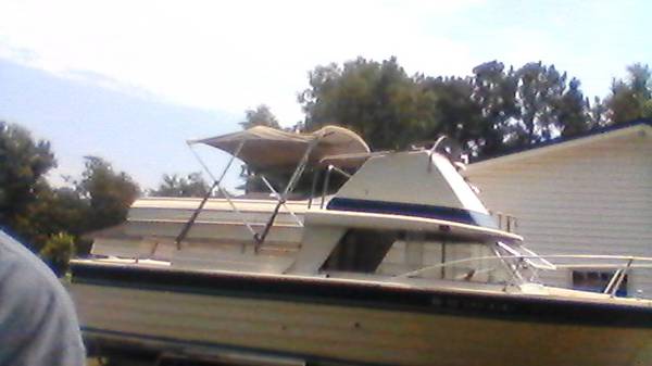 Penn Yan 23 Avenger SFT $3,500 | Boats For Sale | Memphis, TN | Shoppok