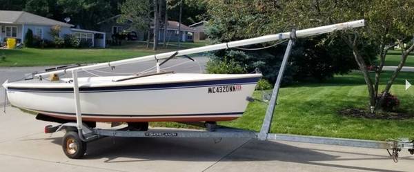 Catalina Capri 14.2 Sailboat $2,000 | Boats For Sale | Milwaukee, WI ...