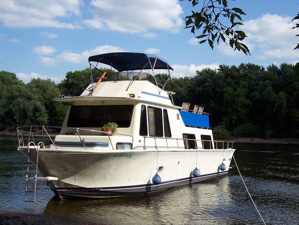 1975 Bluewater Boatel 40 Coastal Cruiser Houseboat $55,000 | Boats For ...