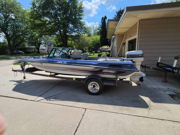 1988 Stratos FS266 $7,500 | Boats For Sale | Minneapolis, MN | Shoppok