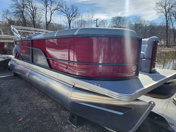 2023 Crest Pontoons Classic DLX 220 SLC | Boats For Sale | Minneapolis ...