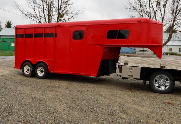 Red Horse Trailer | Garden Items For Sale | Missoula, MT | Shoppok