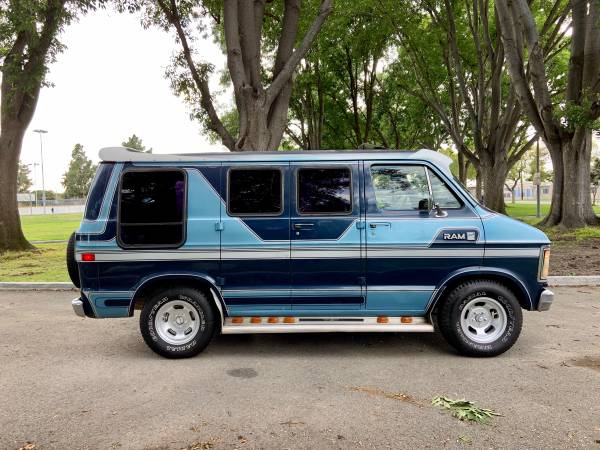 Classic Dodge Camper Van - $5500 | Cars & Trucks For Sale | Monterey ...