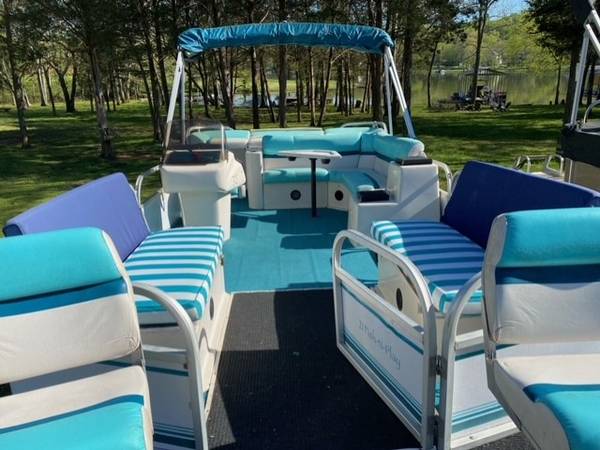 1998 Beachcomber pontoon boat $7,400 | Boats For Sale | Nashville, TN ...