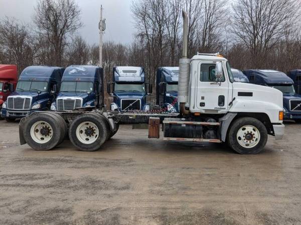 2003 MACK CH600 CH613 13SPEED DAYCAB 130K MILES 24.5 - $25000 ...