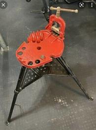 450 Ridgid portable Tristand Chain Pipe Vise $225 | Tools For Sale ...
