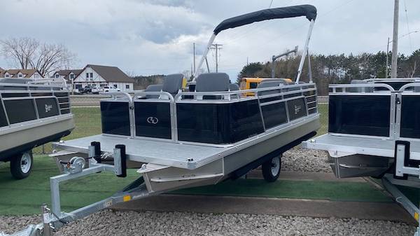 Mini Pontoon Boats - Paddle King - 2023 Lo Pro Cruiser Package $15,925 ...