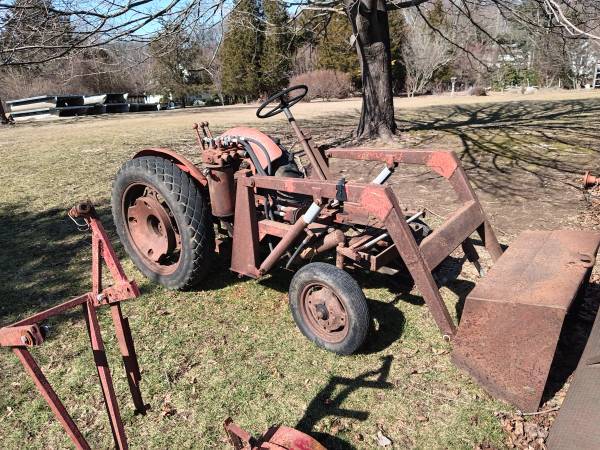 Economy Power king tractor rolling chassis with front end loader $1,500 ...