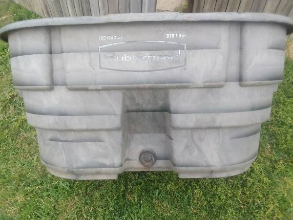 100 gallon Stock Tank for water - Rubbermaid $60 | Garden Items For ...