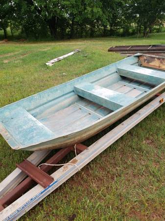 10 foot aluminum flat bottom john boat $300 | Boats For Sale | Oklahoma ...