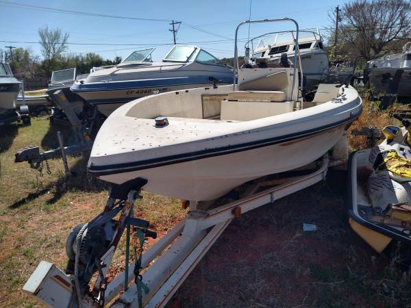 RANGER 380 CENTER CONSOLE FISHING BOAT WITH 175 HORSE POWER MERCURY OB ...