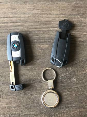* BMW X5 Key Fob and emergency ignition key * (Nw Norman) ‹ image 1 of ...