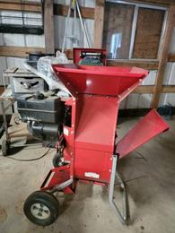Troy Bilt Super Tomahawk Chipper Shredder 5HP $300 | Garden Items For ...