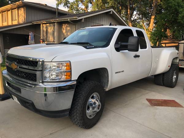 2012 Chevy Silverado 3500 hd ext cab 4x4 dually - $27000 (Omaha NE ...