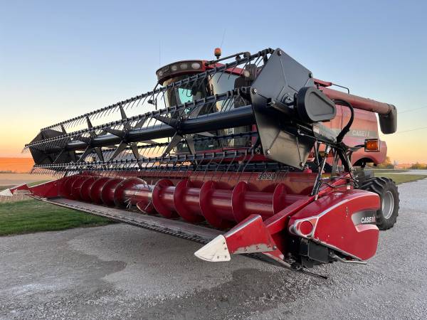 Case IH 2020 Flex head $7,000 | Garden Items For Sale | Omaha, NE | Shoppok