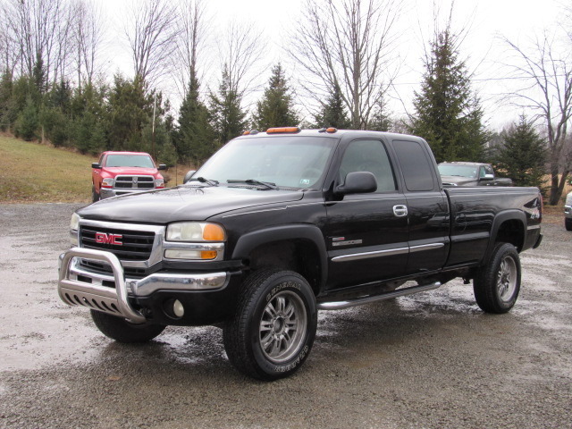 Used 2004 GMC Sierra 2500 4x4 Extended Cab HD for sale | Cars & Trucks ...