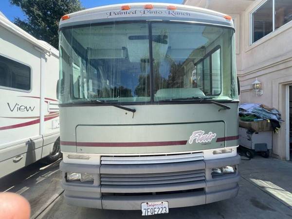 1997 FLEETWOOD Flair 25ft smallest class-A 58k mi Chevy V8 GM $14,500 ...