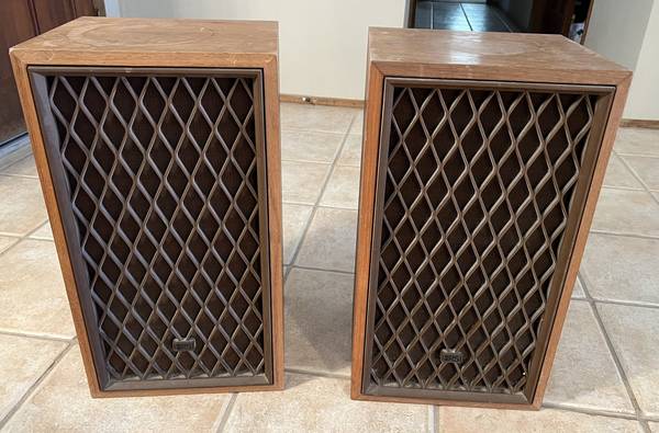 Vintage - Realistic NOVA-7B Stereo 2 Way Floor Speakers with Lattice ...