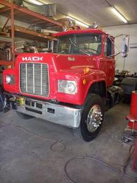 1986 MACK R MODEL 3000 GAL ALUMINIUM TANKER TRUCK GREEN - $24995 (More ...