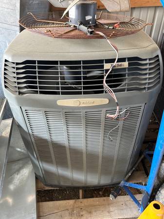 Trane 2 ton 24,000 Btu condenser whole house a/c $200 | General Items ...