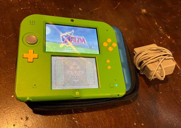 Special Edition Nintendo 2DS: Zelda Ocarina of Time $150 | Apartments ...