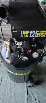 Central Pneumatic 2 hp 4 gal 125 psi dual tank compressor $115 | Tools ...