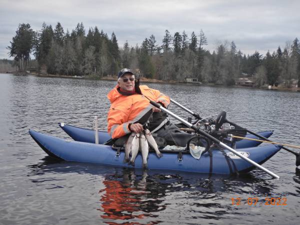 Outcast Fish Cat 9-IR Pontoon Boat $650 | Boats For Sale | Portland, OR ...